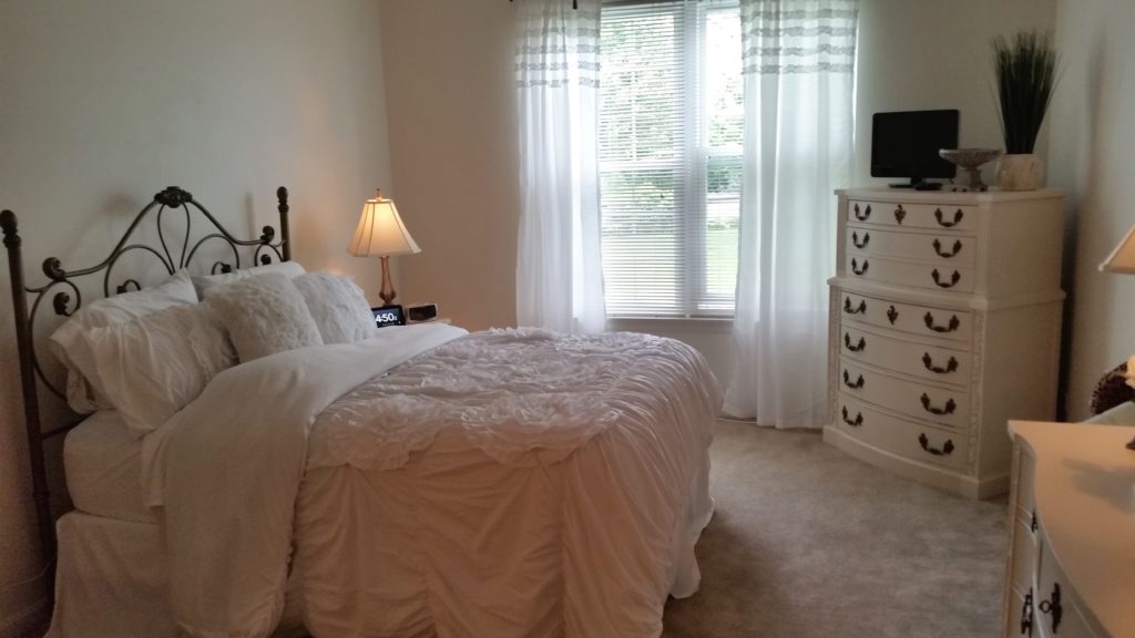 DECORATING THE NEXT CHAPTER - Decor Designs, Inc.